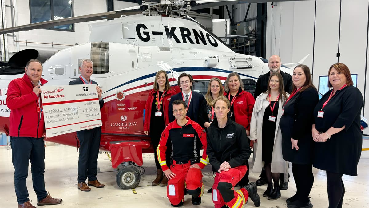 Luxury hotel raised £83,606 to help keep the Cornwall Air Ambulance flying | voicenewspapers.co.uk
